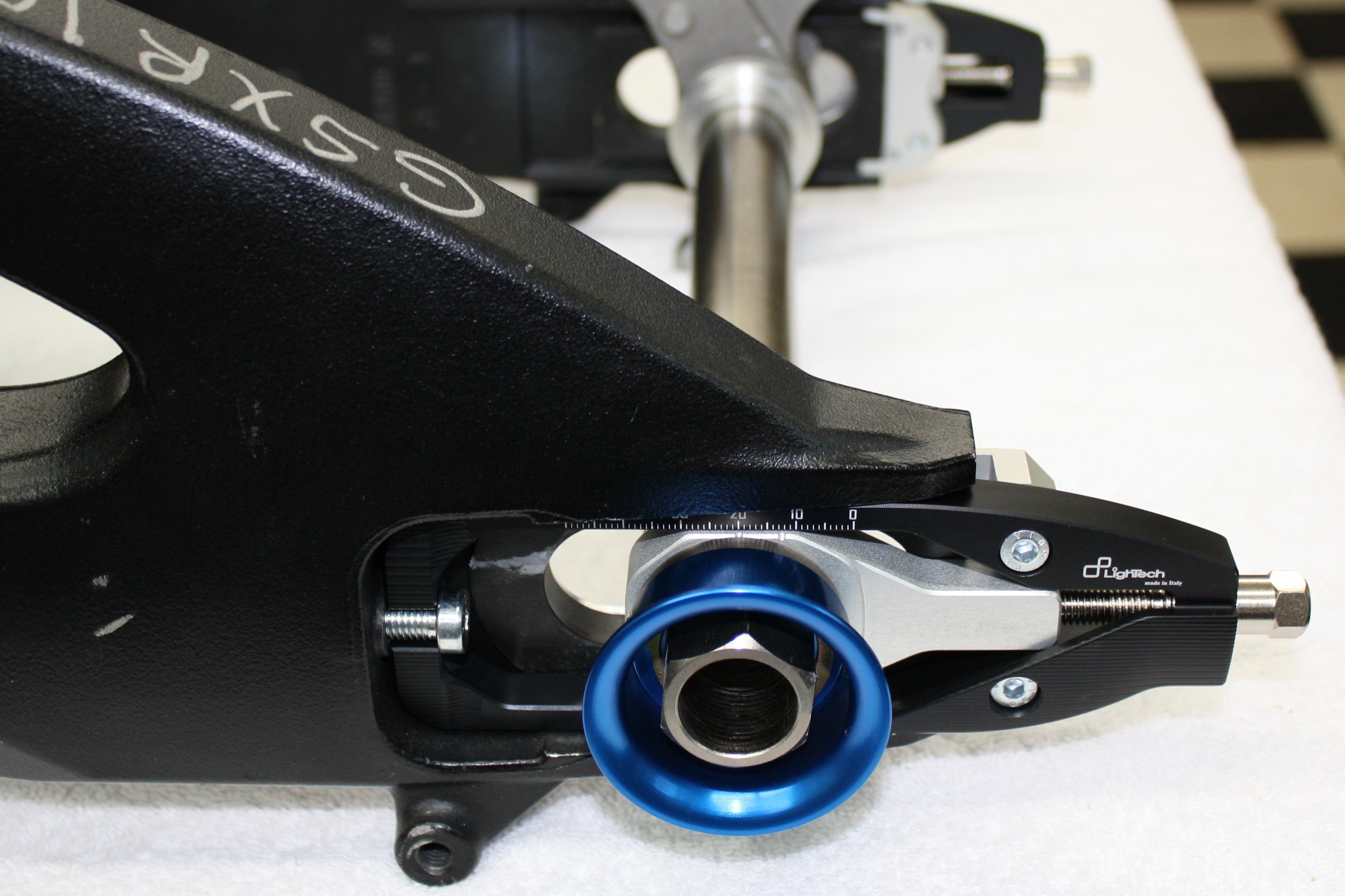 Fast Frank Racing 17-19 Suzuki GSX-R1000 Rear Wheel Quick Change Axle ...