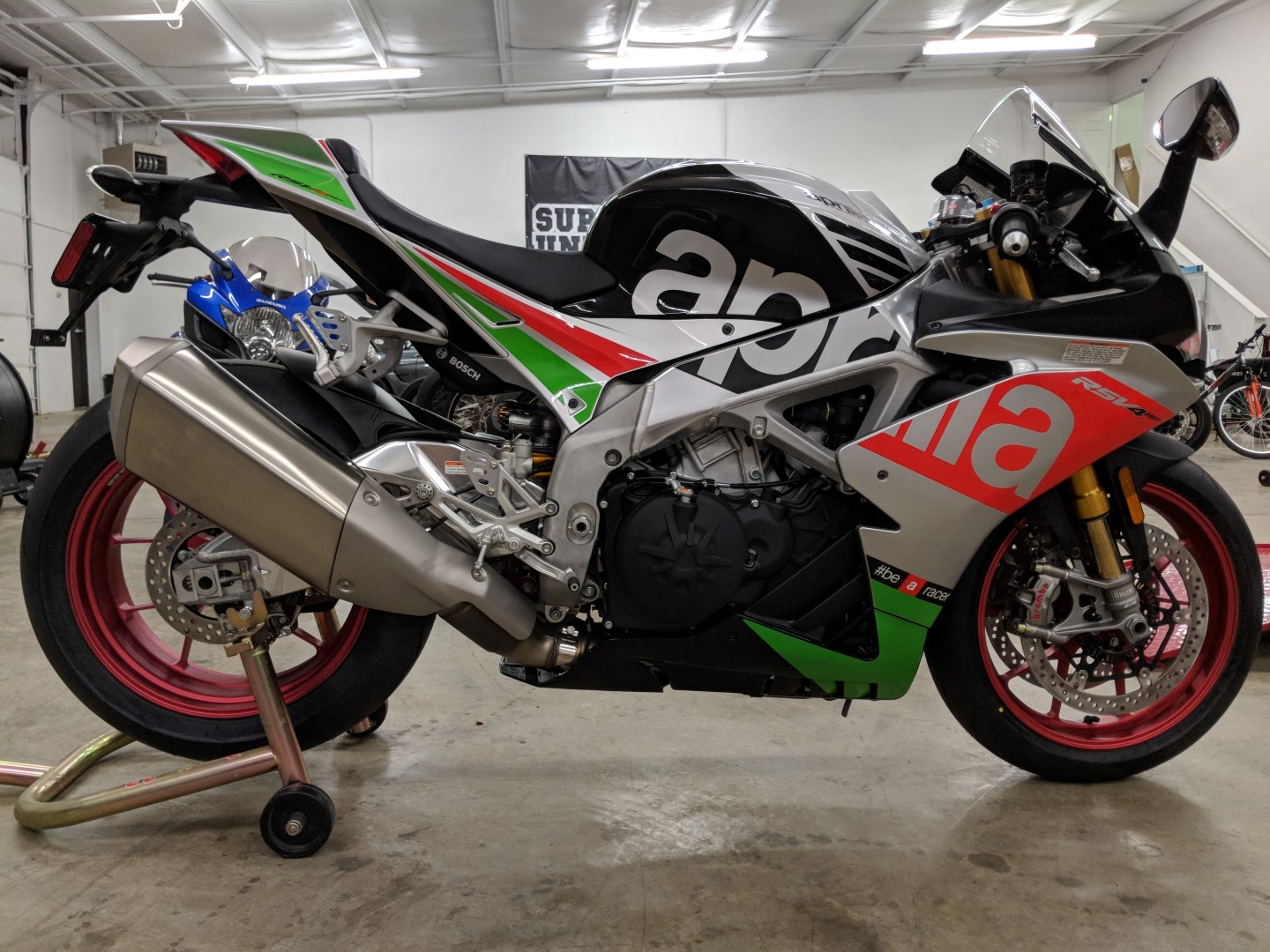 The "Track Appeal" 2017 Aprilia RSV4-RF Race Bike Project by Superbike ...