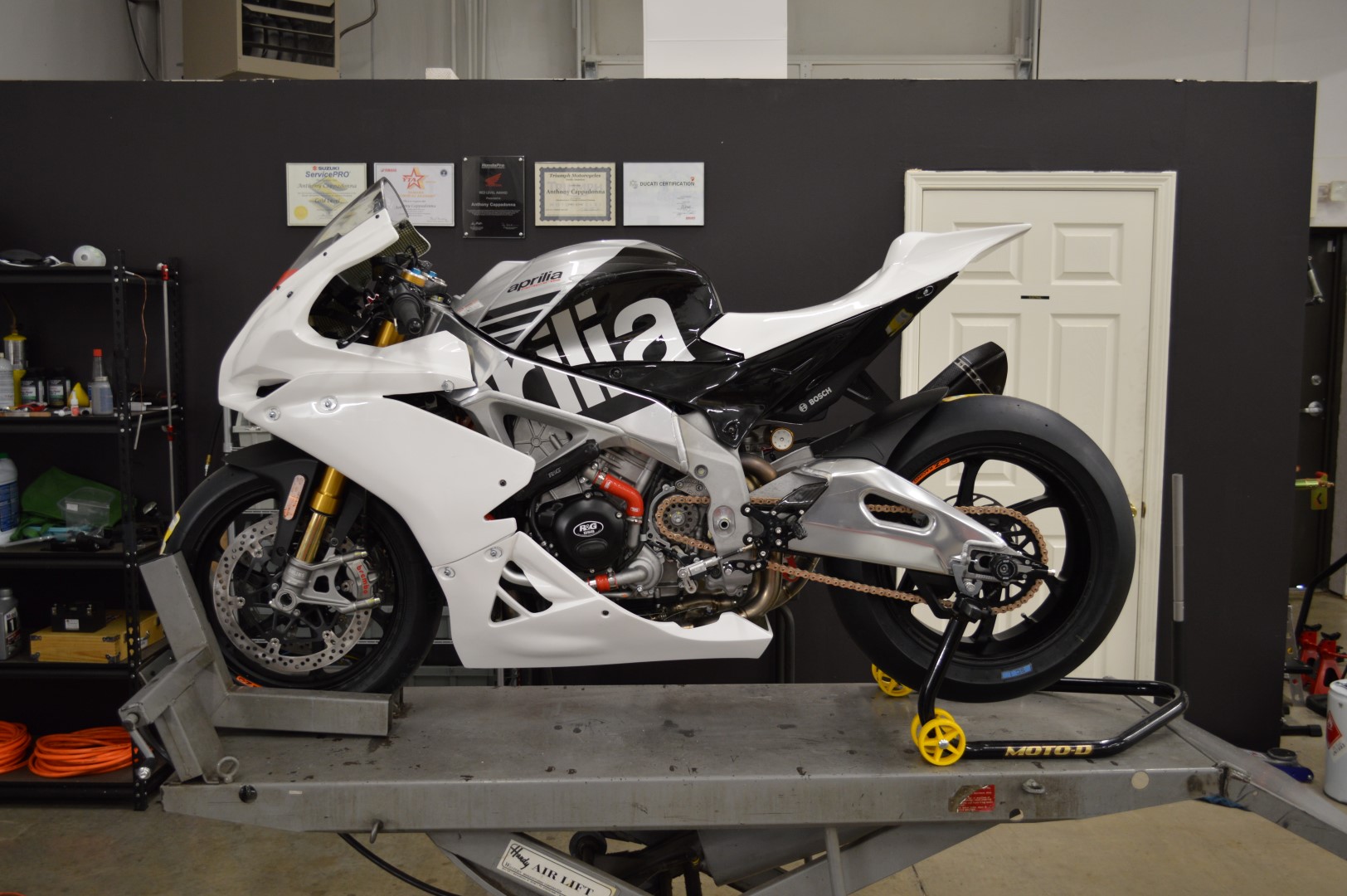 The "Track Appeal" 2017 Aprilia RSV4-RF Race Bike Project by Superbike ...